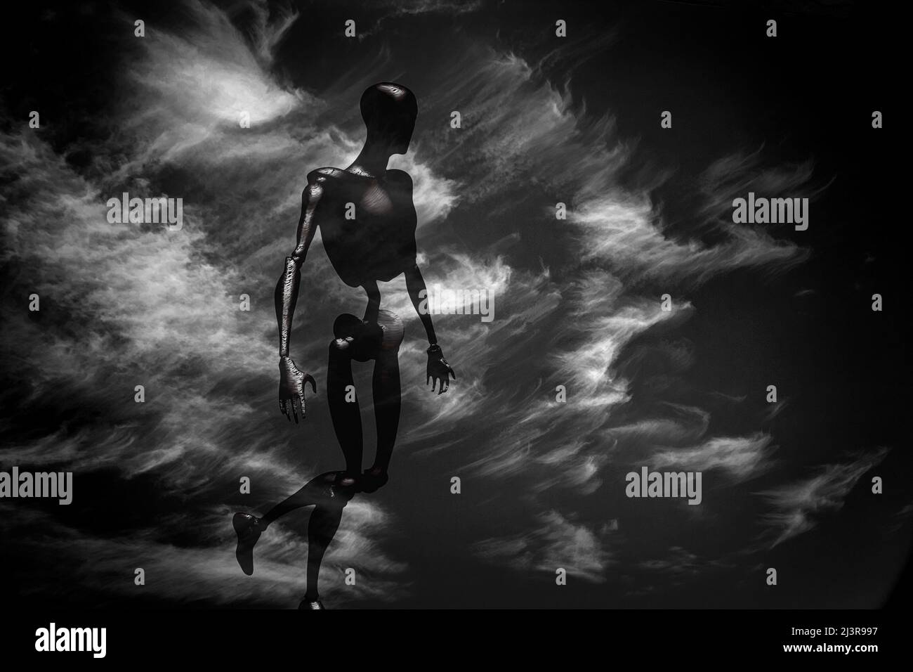 Alien ancient droid. 3D rendering Stock Photo - Alamy