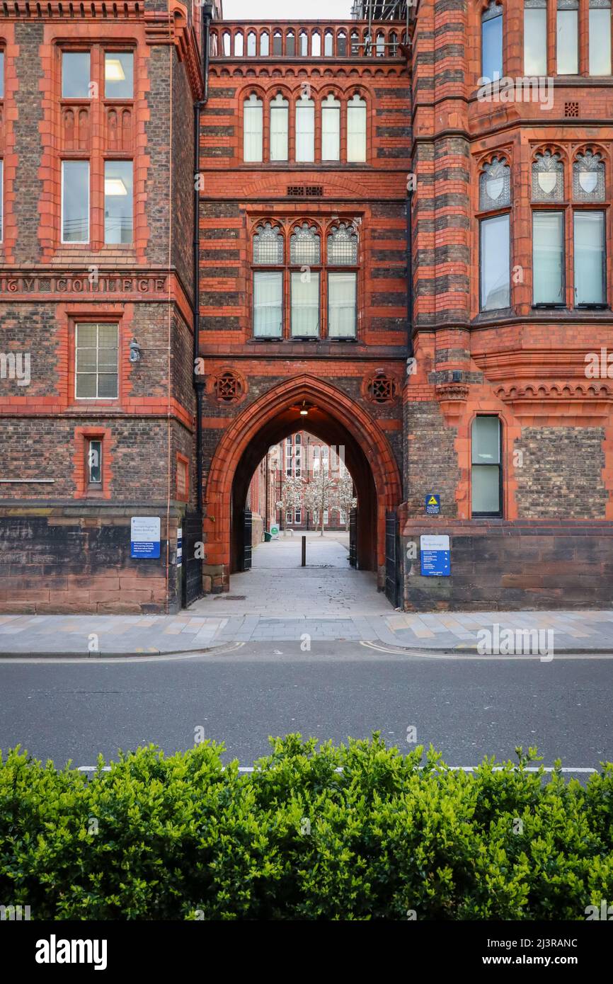 University of liverpool campus hi-res stock photography and images - Alamy