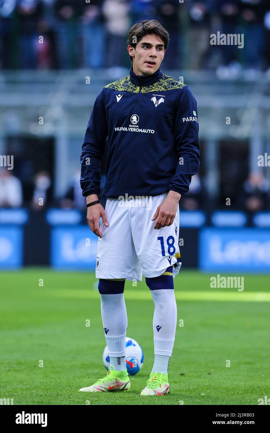 Matteo Cancellieri of Hellas Verona FC warms up during the Serie A 2021 ...