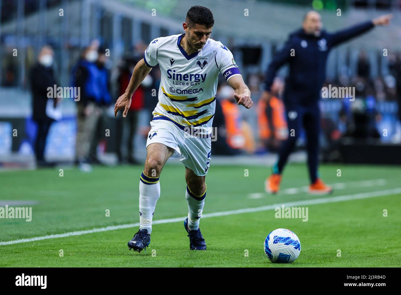 Marco Davide Faraoni Faraoni of Hellas Verona FC in action during the ...