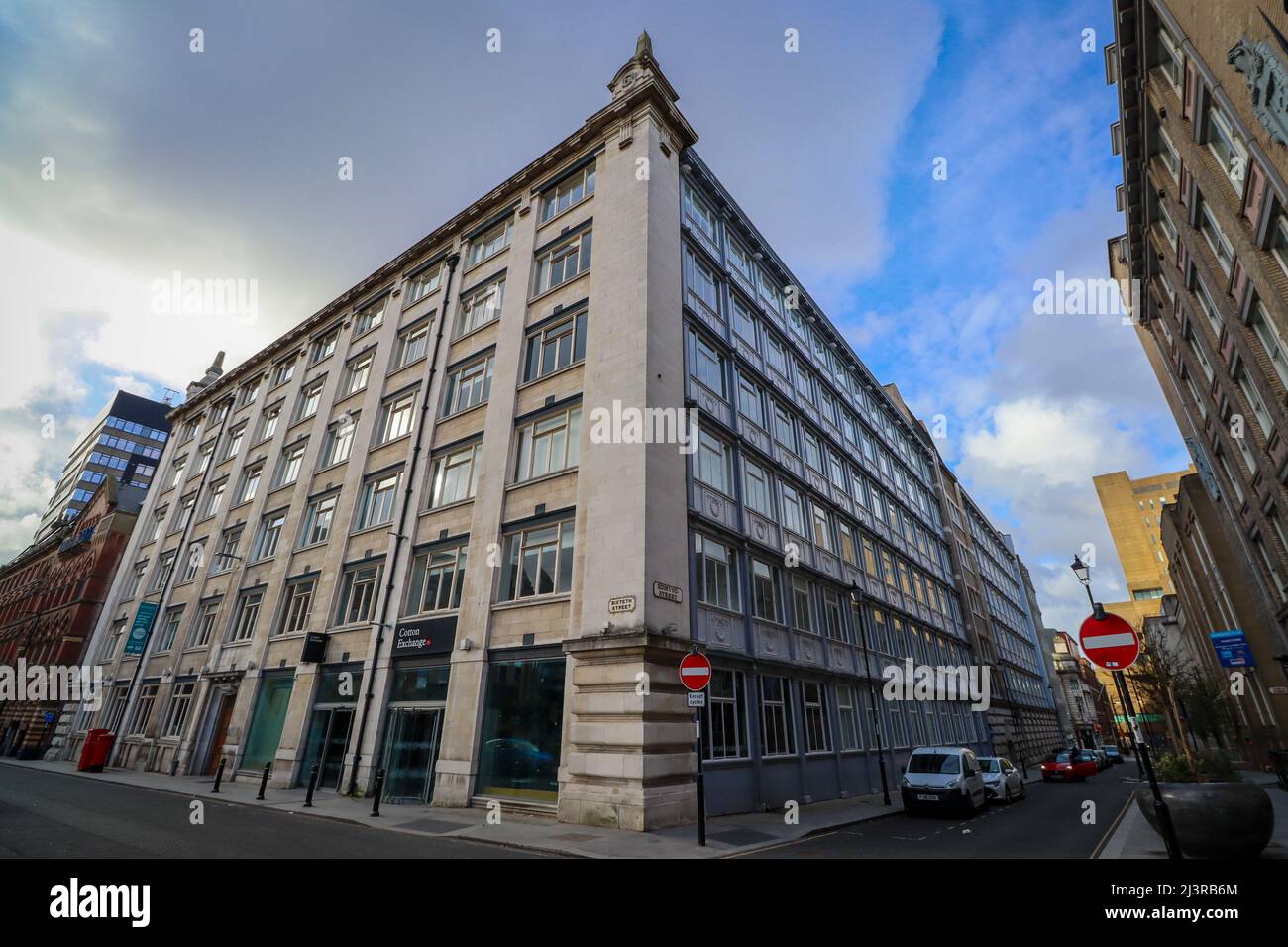 Cotton Exchange / Cotton Trade buildings in Liverpool Stock Photo - Alamy