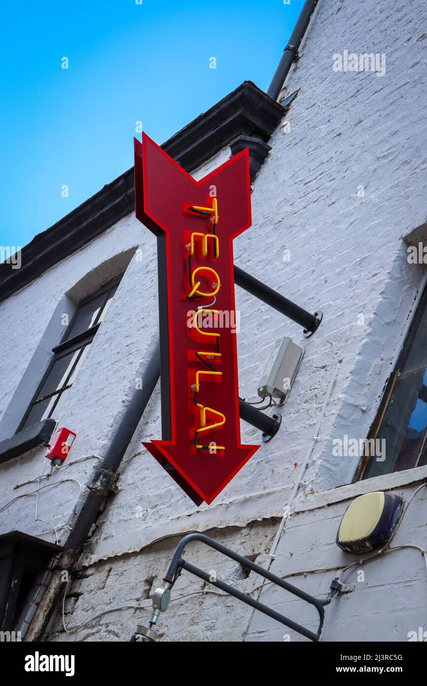 Illuminated tequila sign hi-res stock photography and images - Alamy