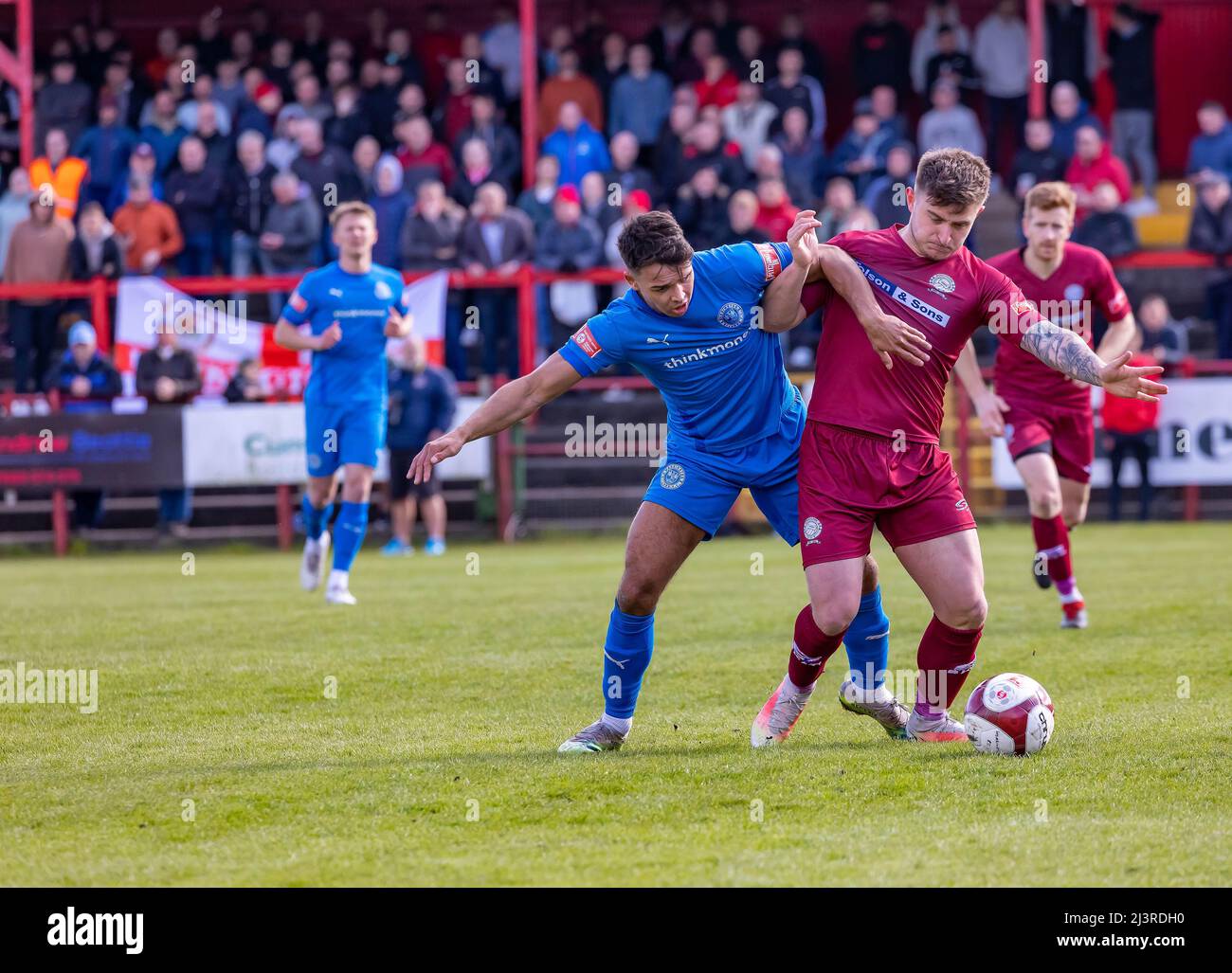 Footballers tackle hi-res stock photography and images - Alamy
