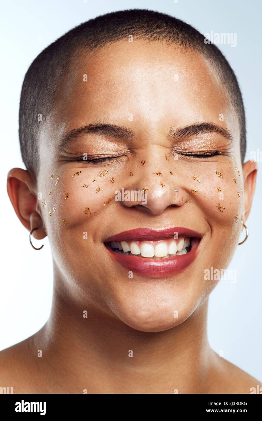 Freckles on face hi-res stock photography and images - Alamy