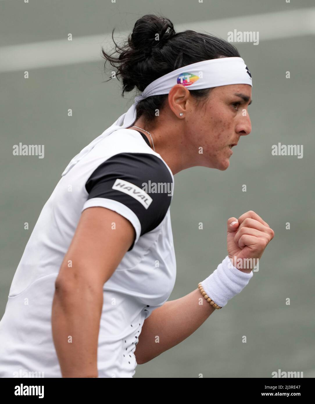 April 9, 2022: Ons Jabeur (TUN) defeated Amanda Anisimova (USA) 2-6, 6 ...