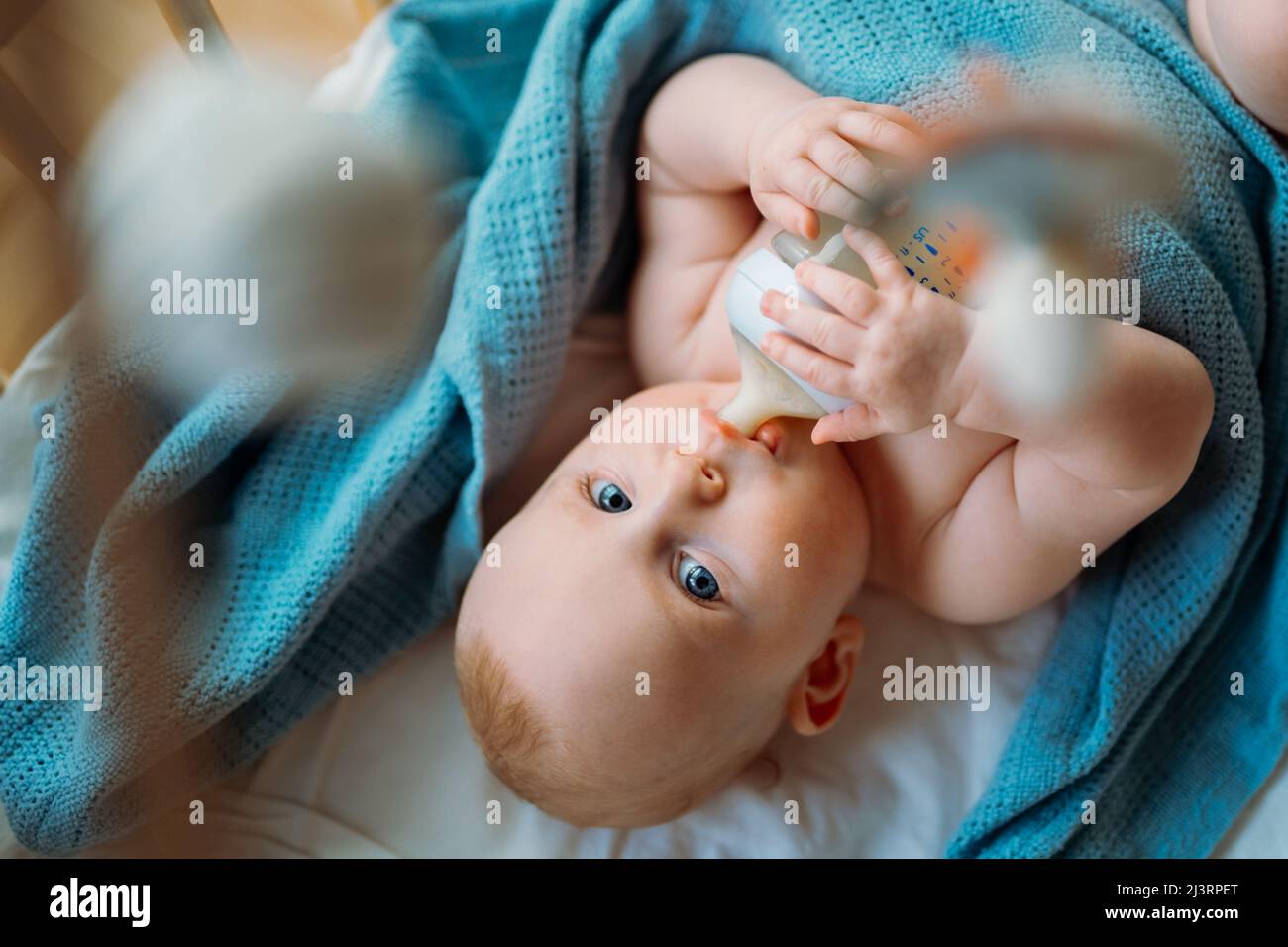 Kids drinking milk laughing hi-res stock photography and images - Alamy