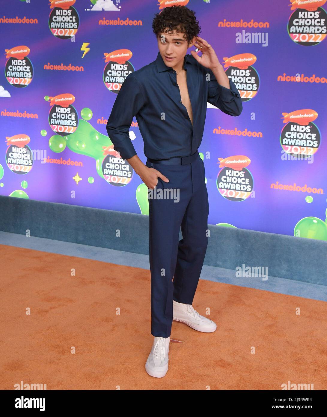 Joshua Bassett arrives at the 2022 Nickelodeon Kid's Choice Awards held ...