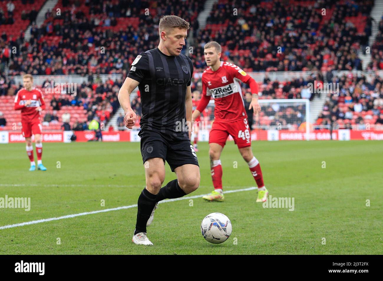 Greg Docherty #8 of Hull City on the ball Stock Photo - Alamy