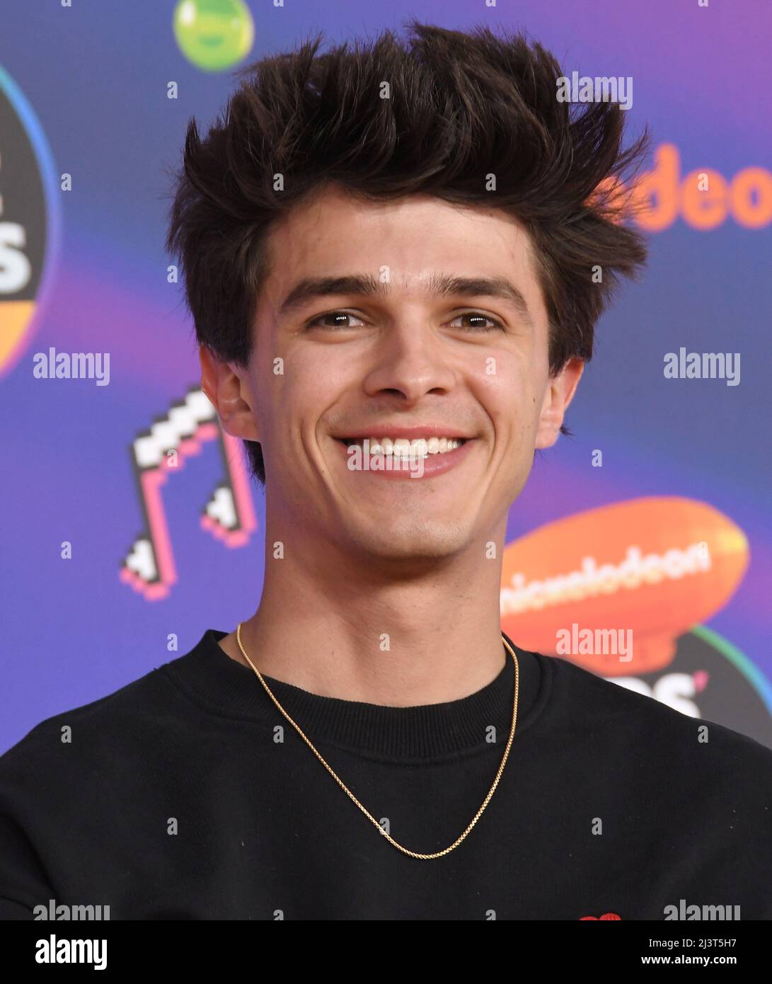 Brent Rivera New Haircut 2022