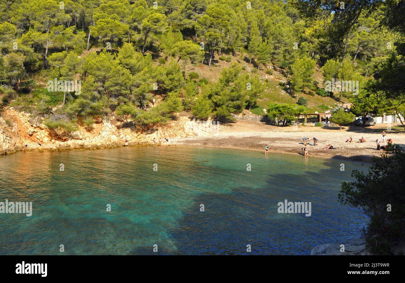 Calanque from Port d'Alon to St Cyr sur Mer Stock Photo - Alamy