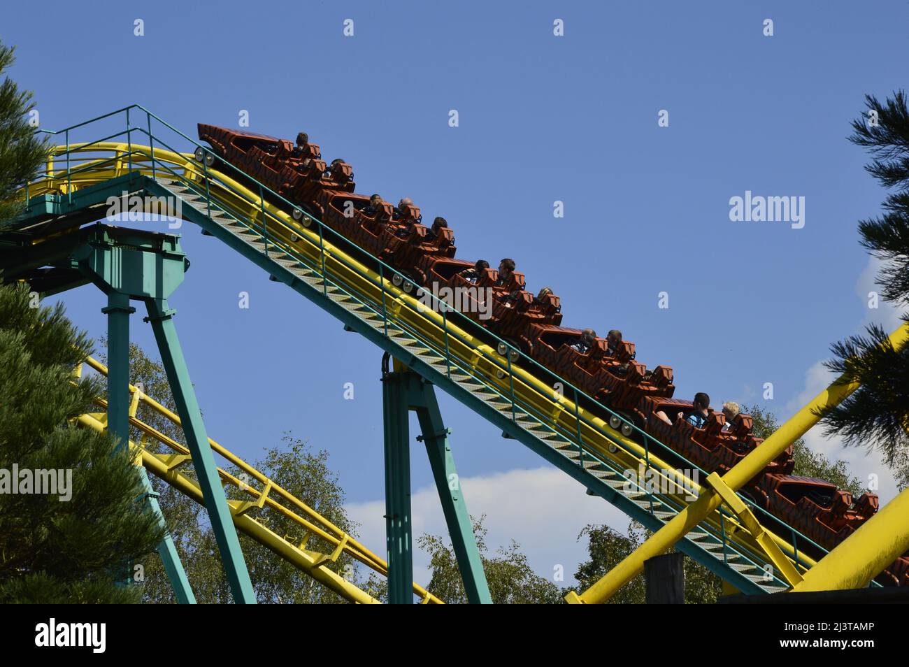 rollercoaster "flying tiger" in the safari park in schloss holte ...