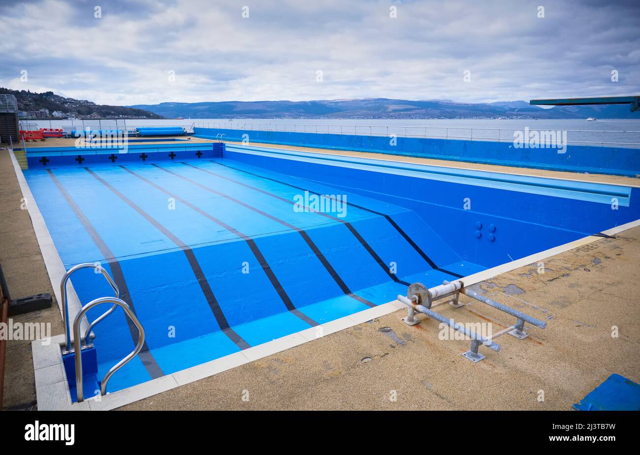 Outdoor open air swimming pool closing for maintenance in Gourock Stock ...