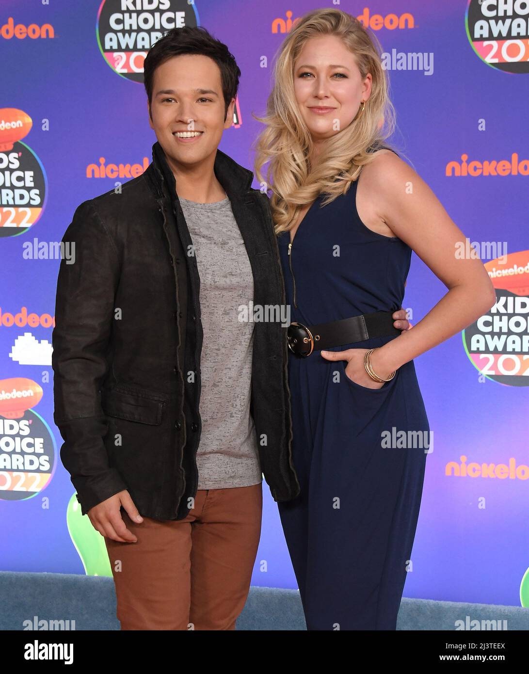 Los Angeles, USA. 09th Apr, 2022. (L-R) Nathan Kress and London Elise ...