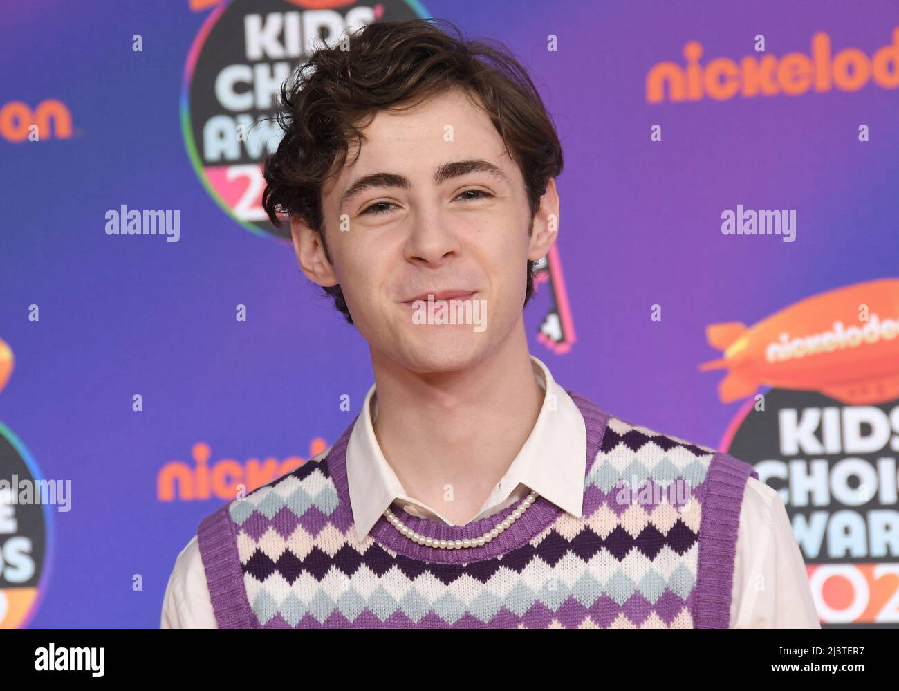Anton Starkman arrives at the 2022 Nickelodeon Kid's Choice Awards held ...