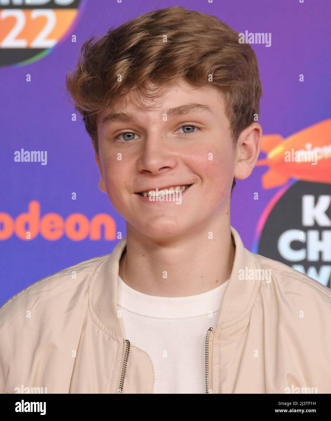 Mitchell Berg arrives at the 2022 Nickelodeon Kid's Choice Awards held ...