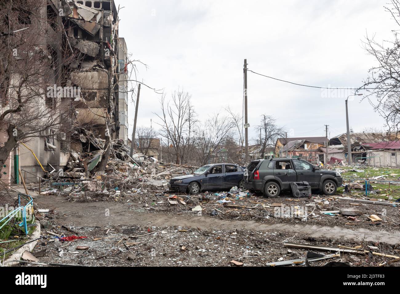 Borodyanka, Ukraine. 06th Apr, 2022. Devastation on the streets of ...