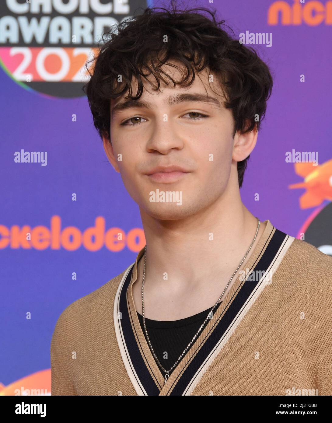 Bryce Gheisar arrives at the 2022 Nickelodeon Kid's Choice Awards held ...