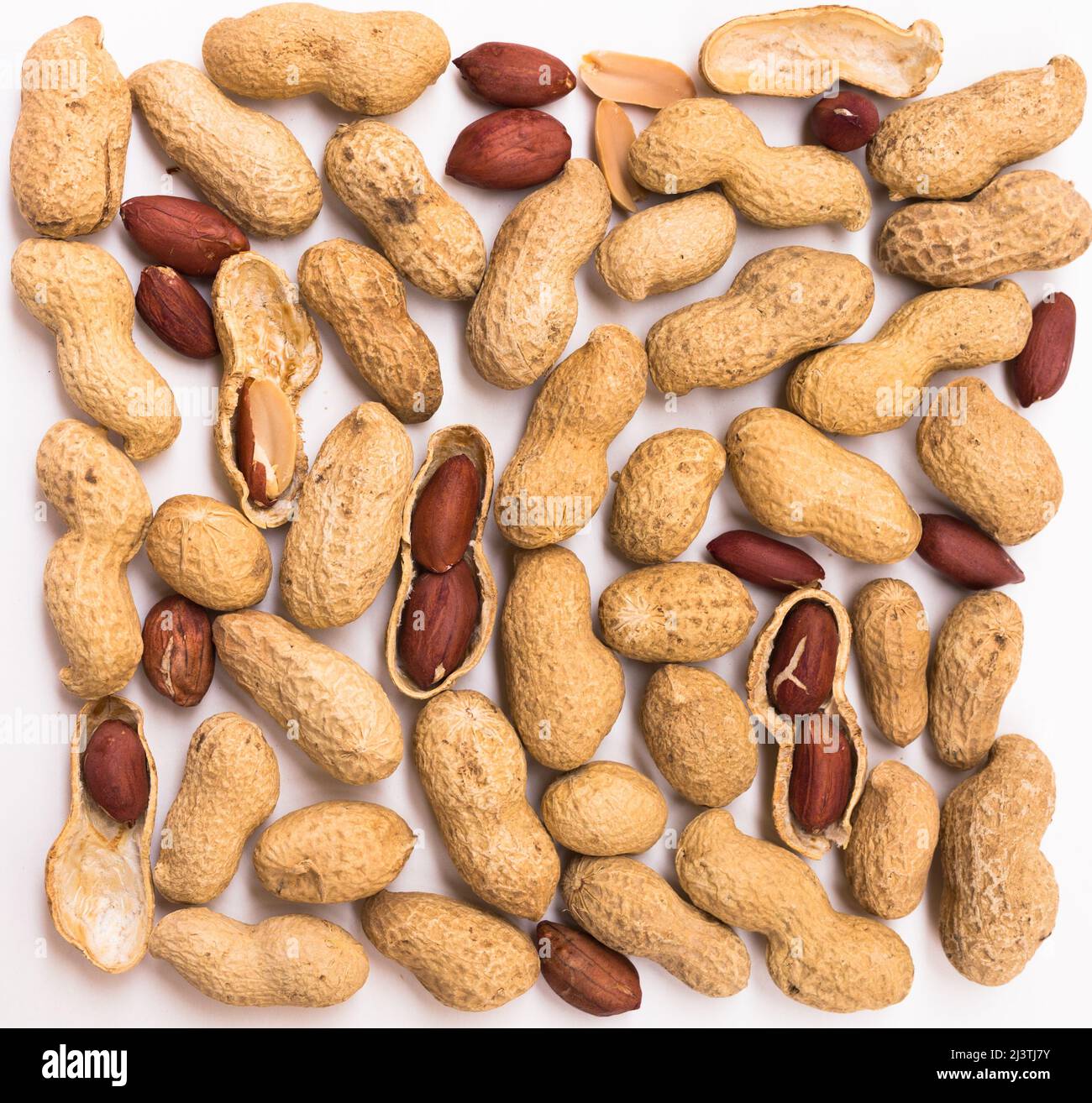 Bunch of peanuts hi-res stock photography and images - Alamy