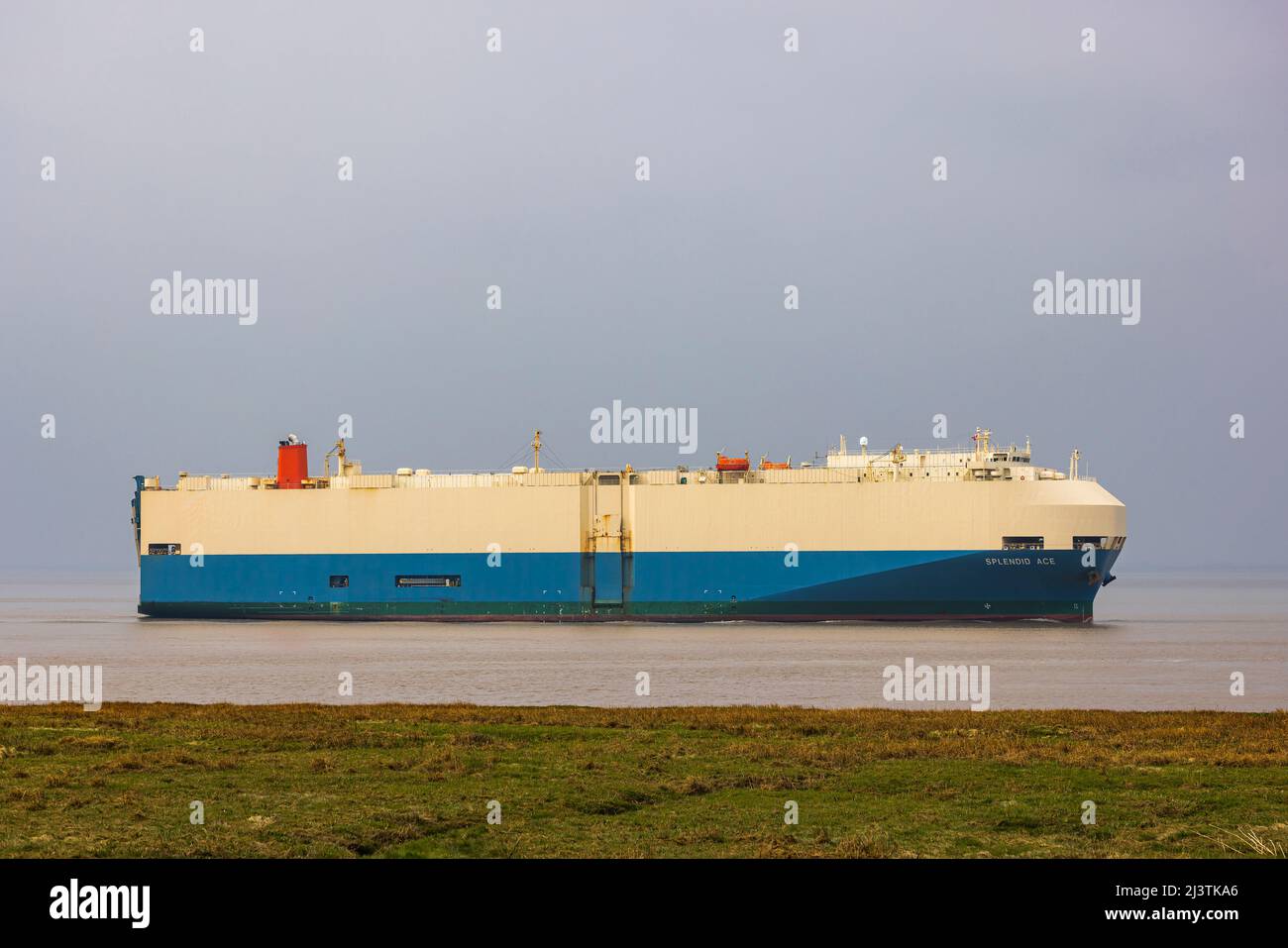 RoRo heading into Royal Portbury Docks Stock Photo - Alamy