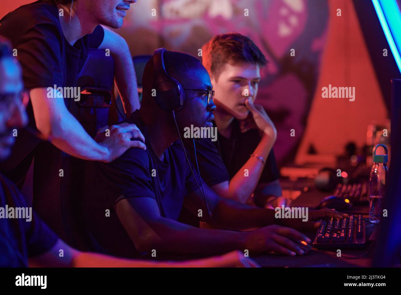 Esports team hi-res stock photography and images - Alamy