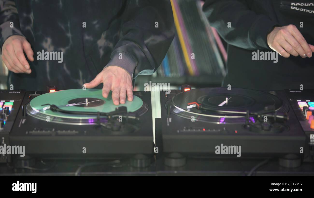 Dj mixing vinyl records on hi-res stock photography and images - Alamy