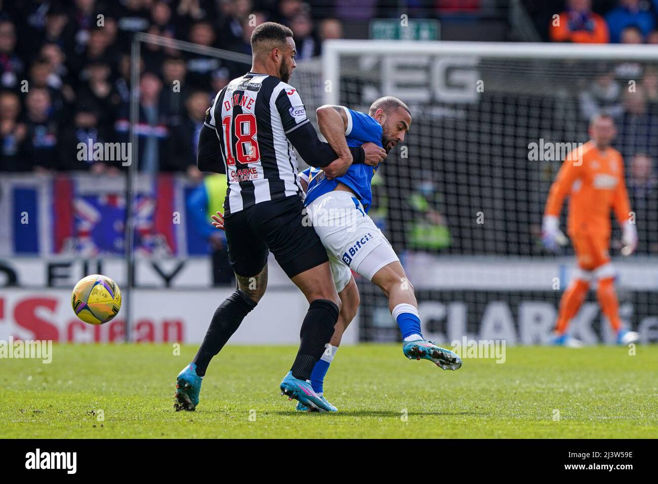 Dunne charles st mirren hi-res stock photography and images - Alamy
