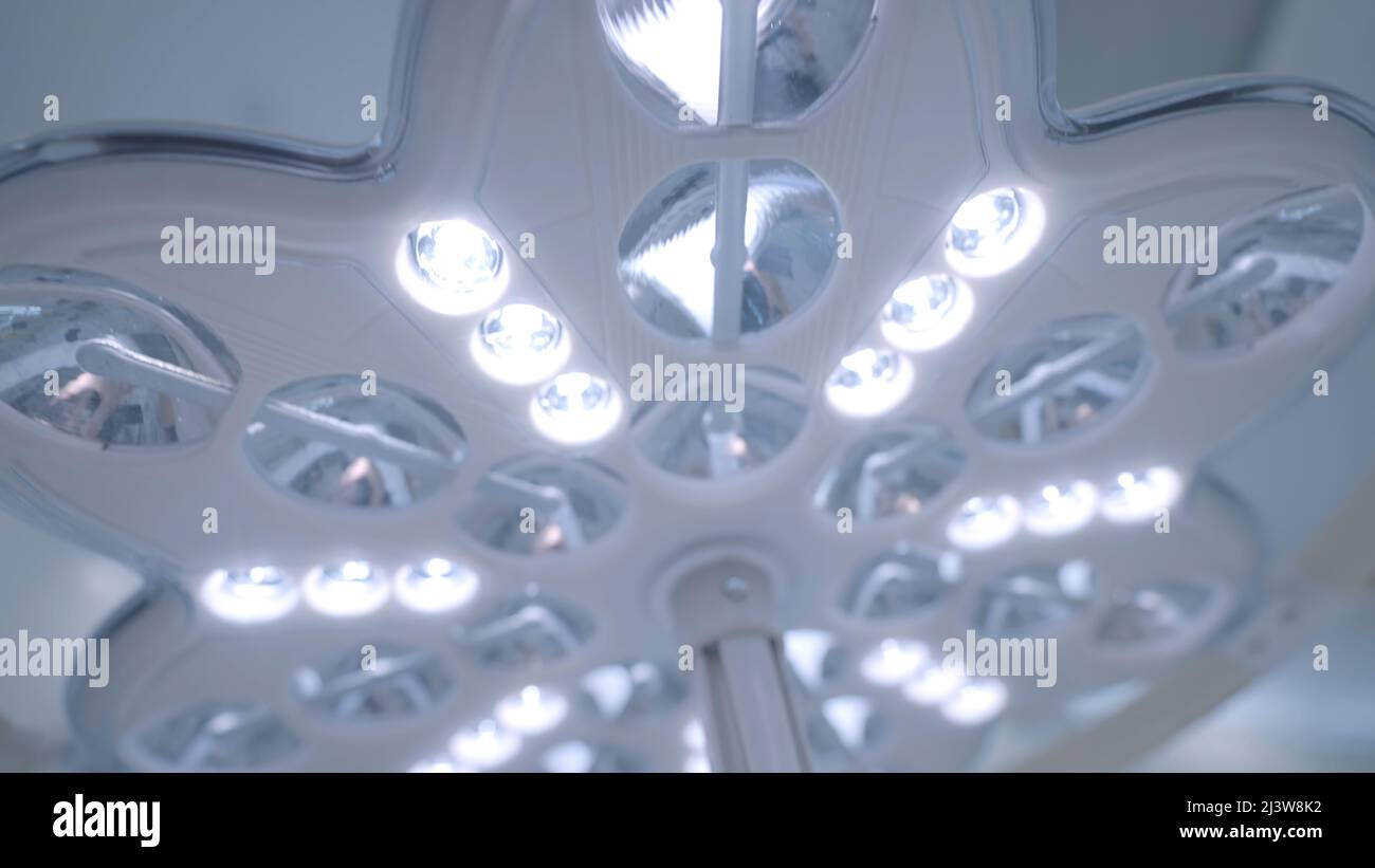 Light bulb glowing animated objects hi-res stock photography and images ...