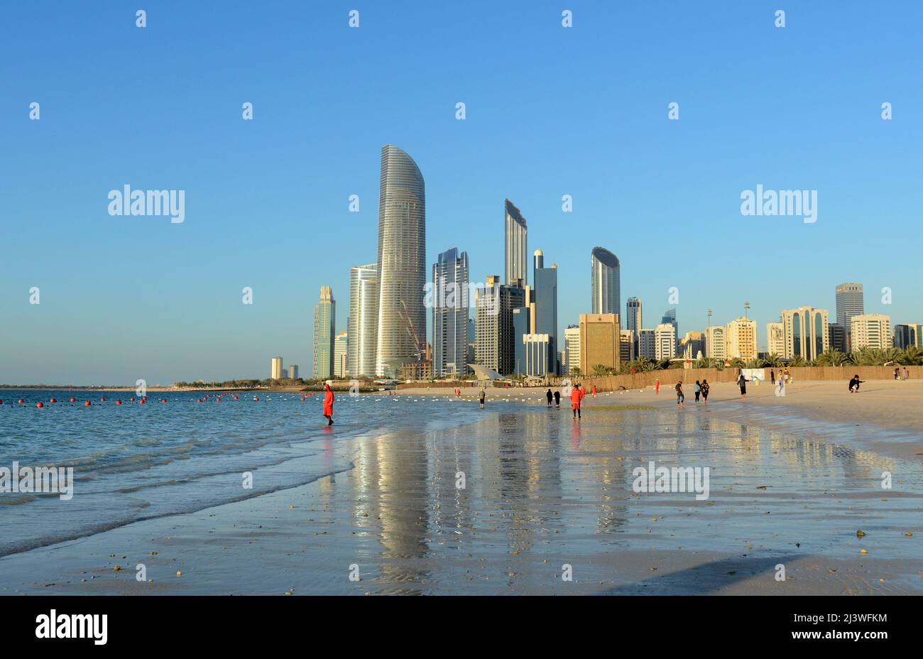 The beautiful Corniche beach in Abu Dhabi, UAE Stock Photo - Alamy
