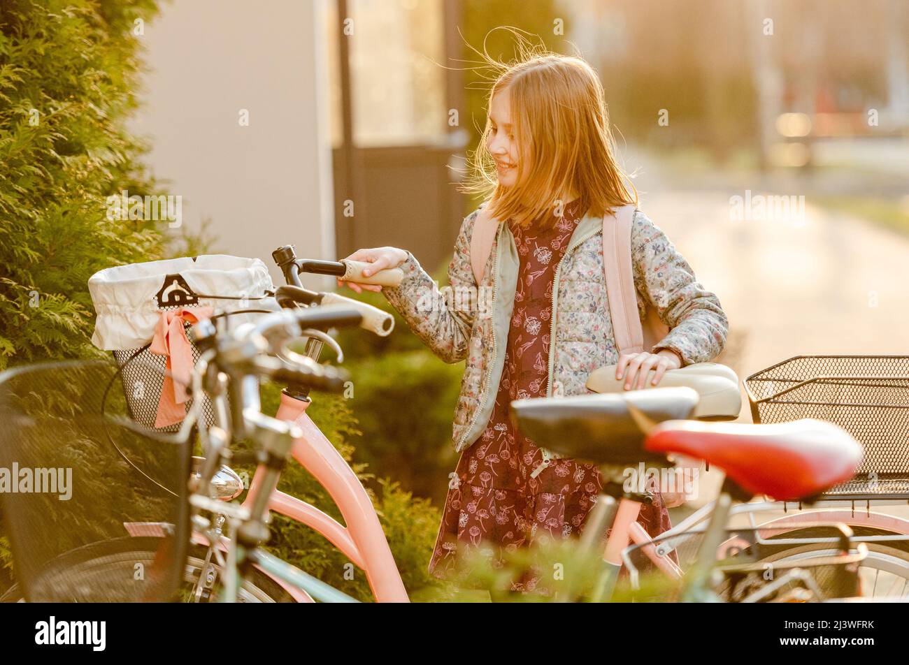 Preteen girl outdoors Stock Photo - Alamy