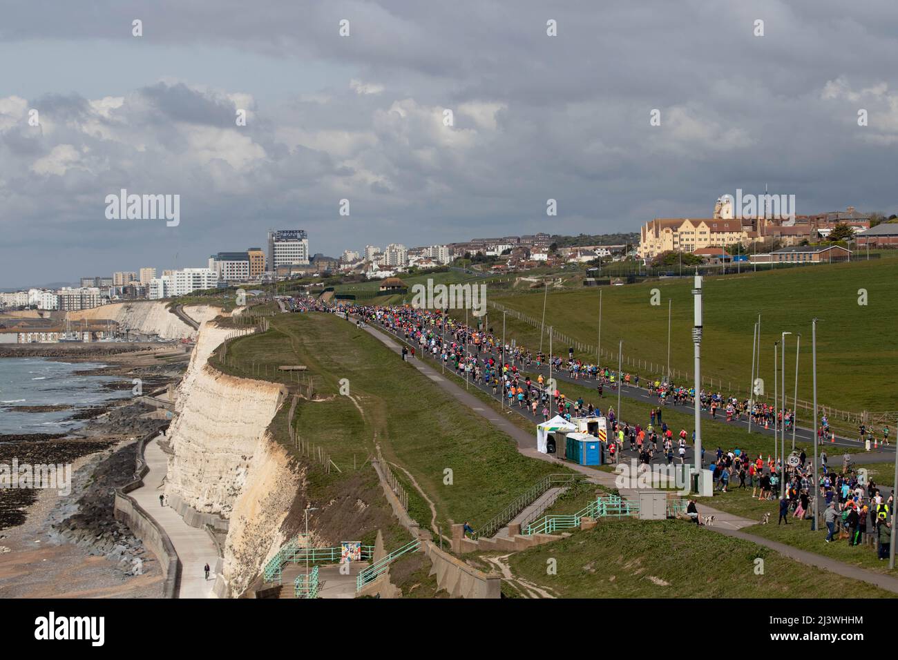12,000 runners Take part in Todays Brighton marathon Photos taken from ...