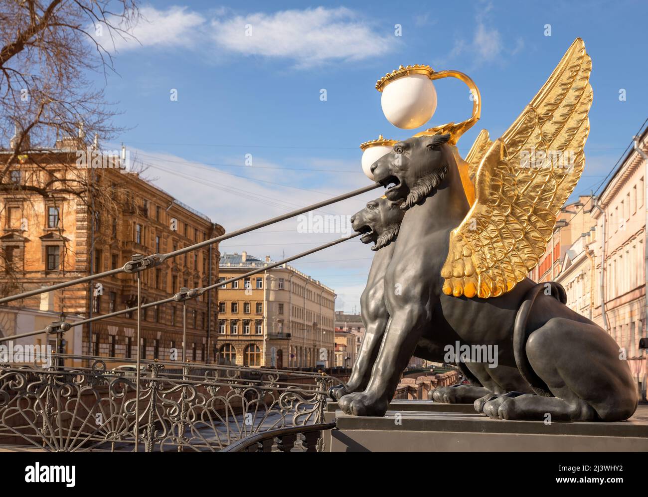 Bank bridge st petersburg hi-res stock photography and images - Alamy