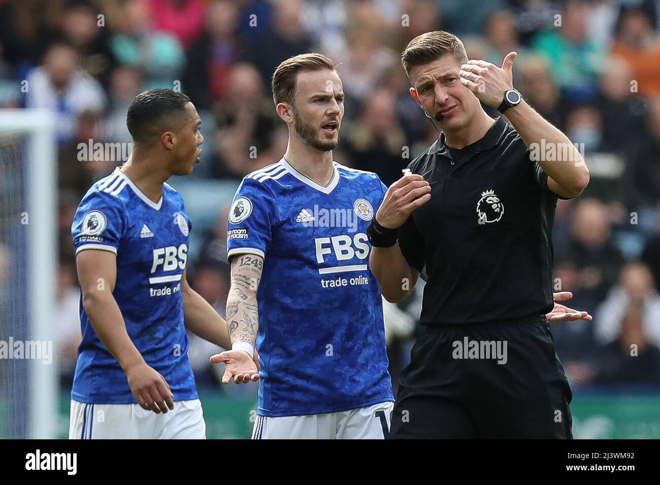 James Maddison #10 of Leicester City protests to Referee Robert Jones ...