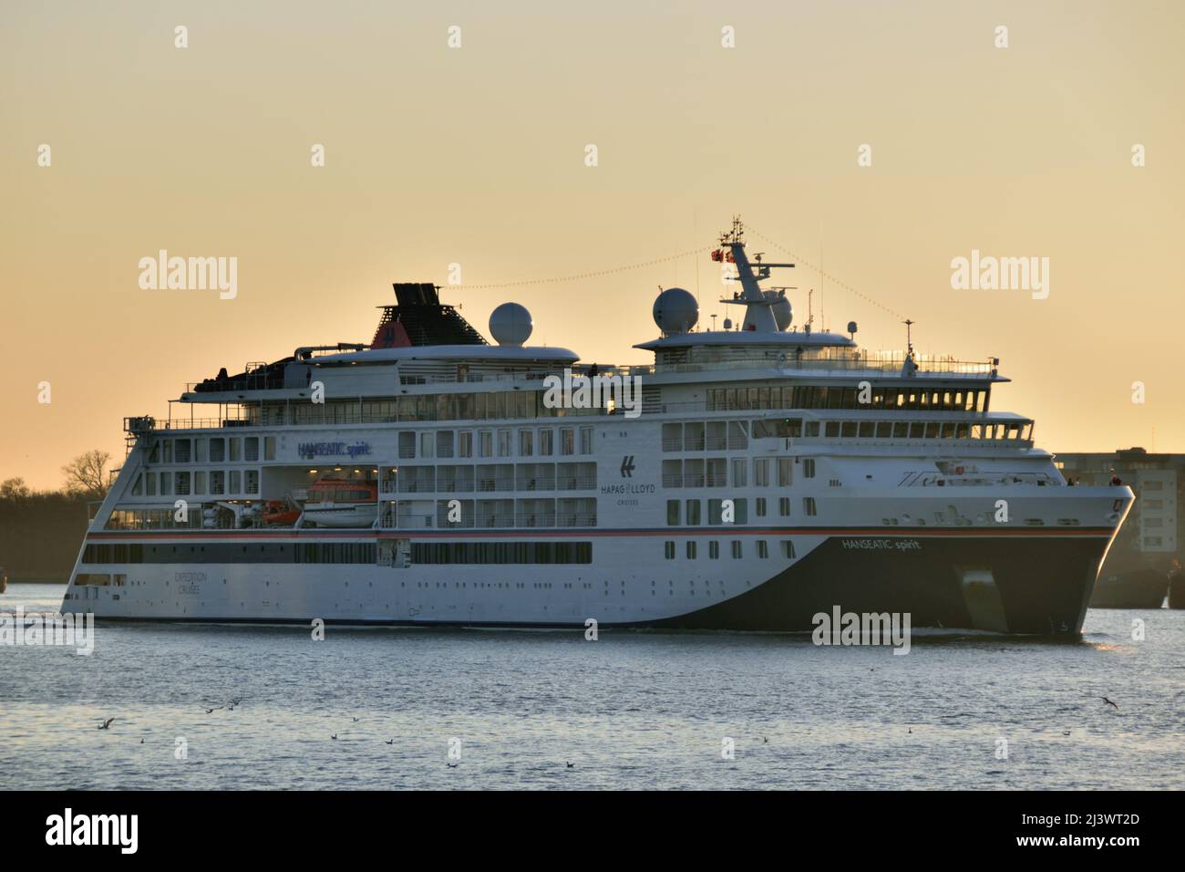 Cruise Ship HANSEATIC spirit heads up the River Thames to London in the ...