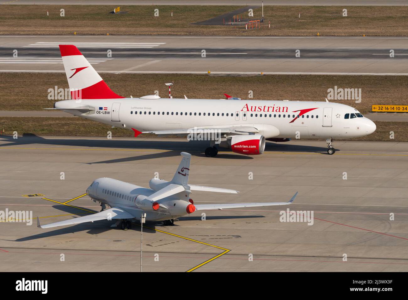 Zurich, Switzerland, March 2, 2022 Austrian Airlines Airbus A320-214 ...