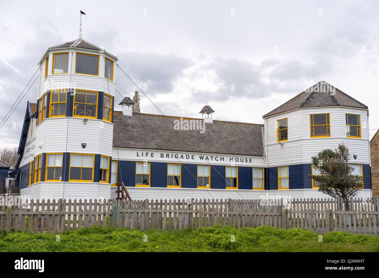 Tynemouth volunteer life brigade watch house hi-res stock photography ...
