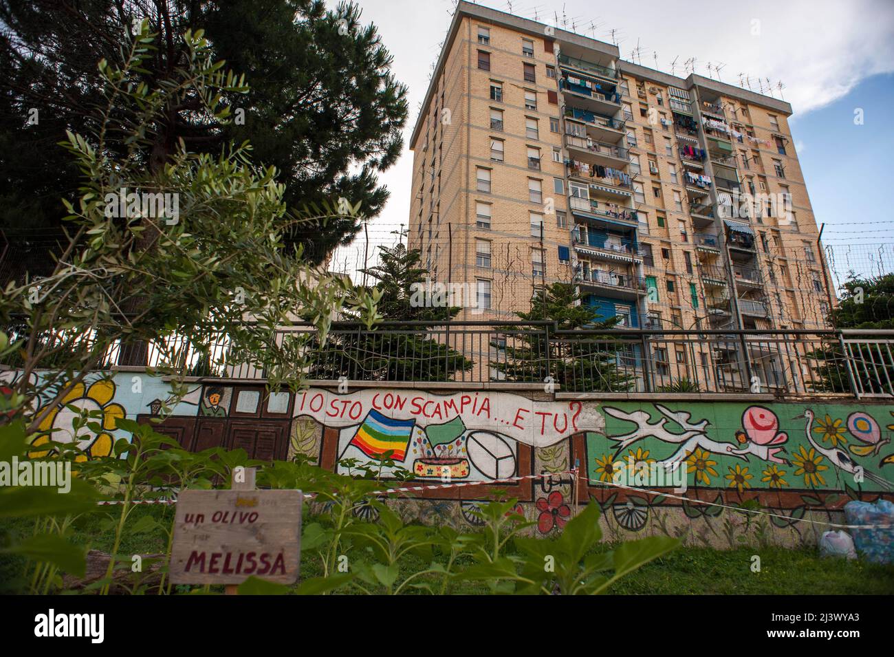 Scampia architecture hi-res stock photography and images - Alamy