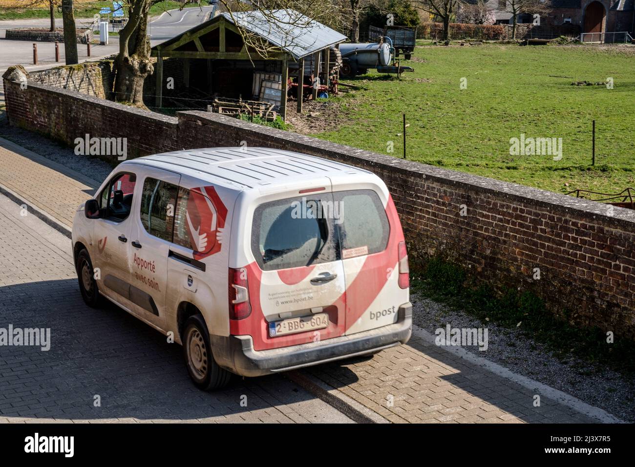 Belgian Post van for mail distribution in the countryside | Camionnette ...