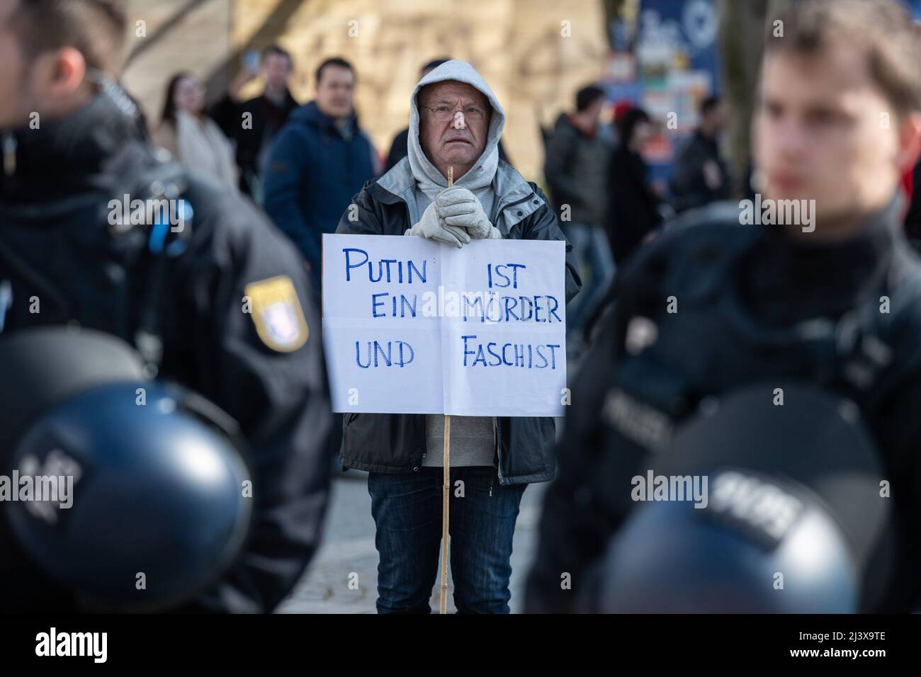 Pro putin poster hi-res stock photography and images - Alamy