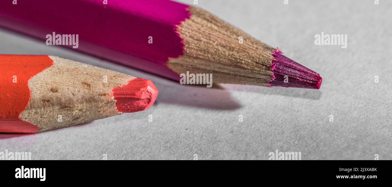 Two pencils hi-res stock photography and images - Alamy