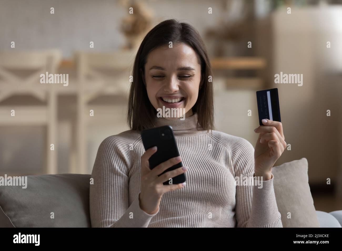 Happy consumer hi-res stock photography and images - Alamy