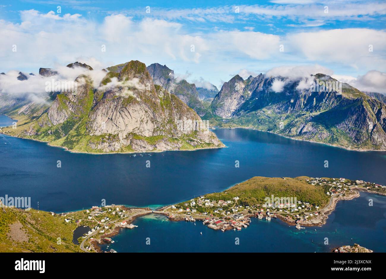 Reinefjord hi-res stock photography and images - Alamy