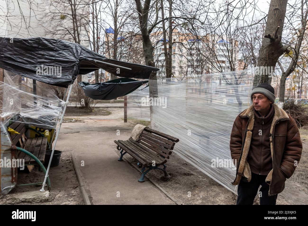 BUCHA, UKRAINE - Apr. 06, 2022: Local residents of Bucha from ...