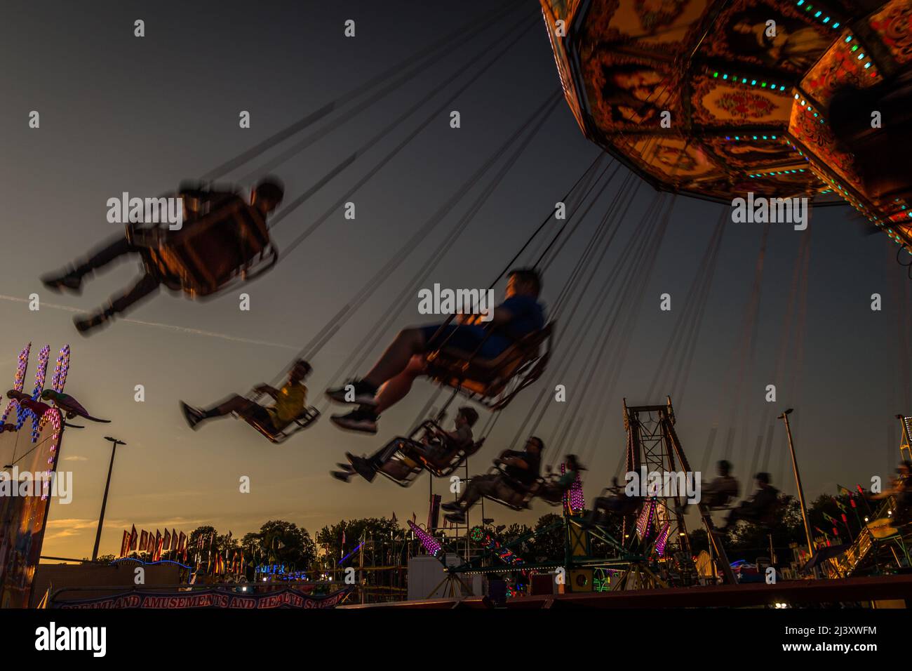 Zipper carnival ride hi-res stock photography and images - Alamy