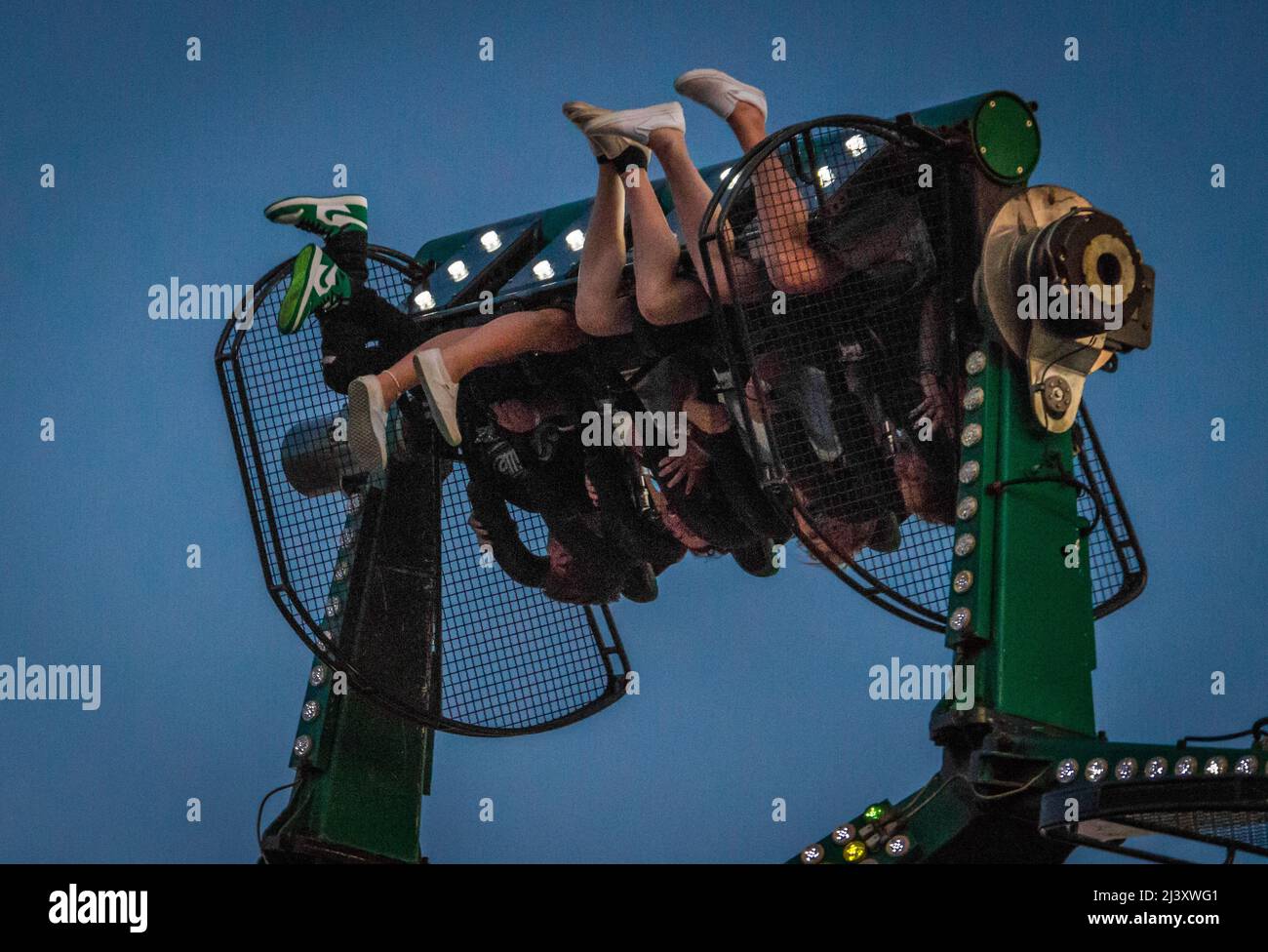 Zipper carnival ride hi-res stock photography and images - Alamy