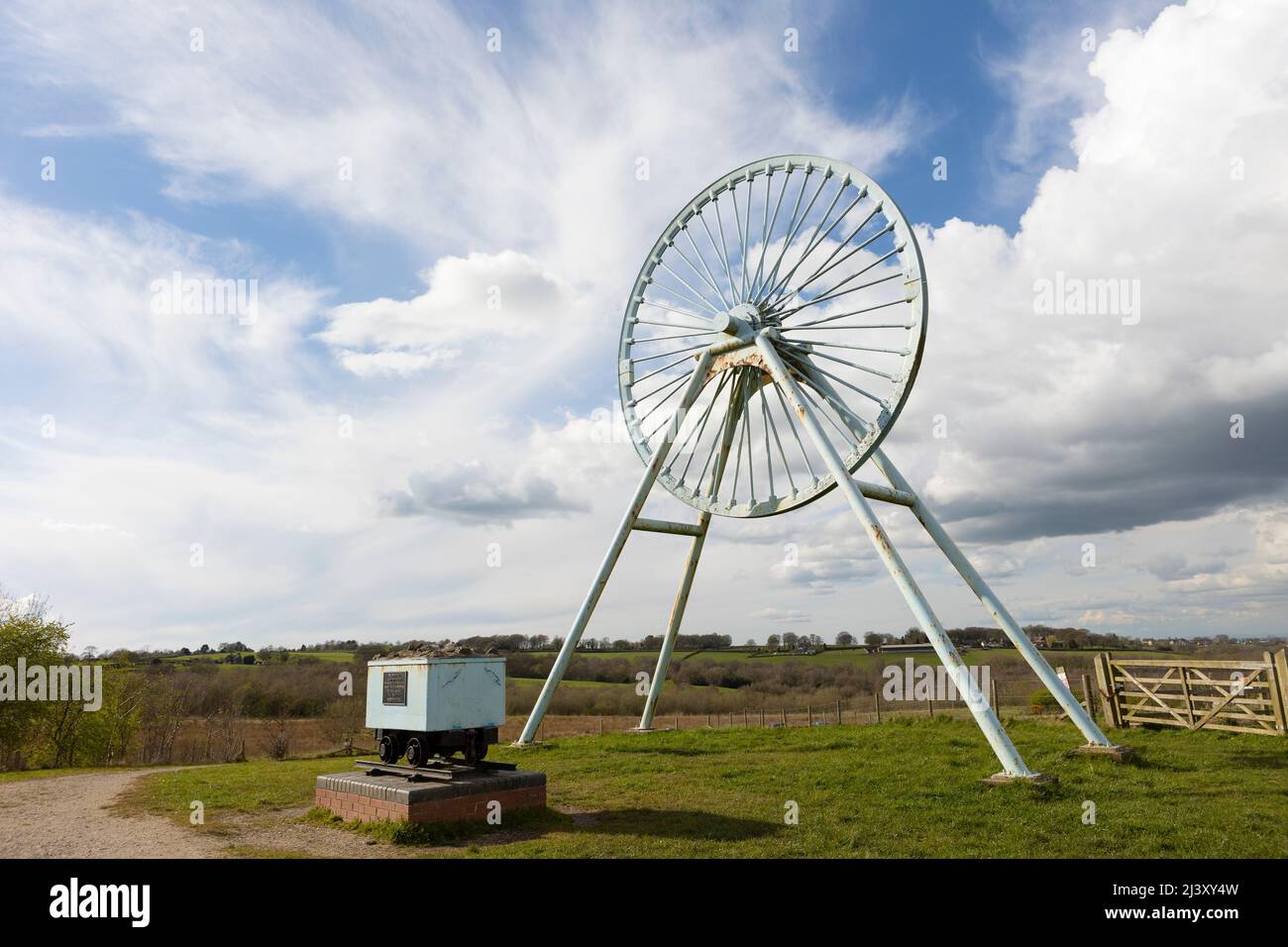 Newcastle-under-Lyme, Staffordshire, 04,08.2022,Apedale pit wheel ...