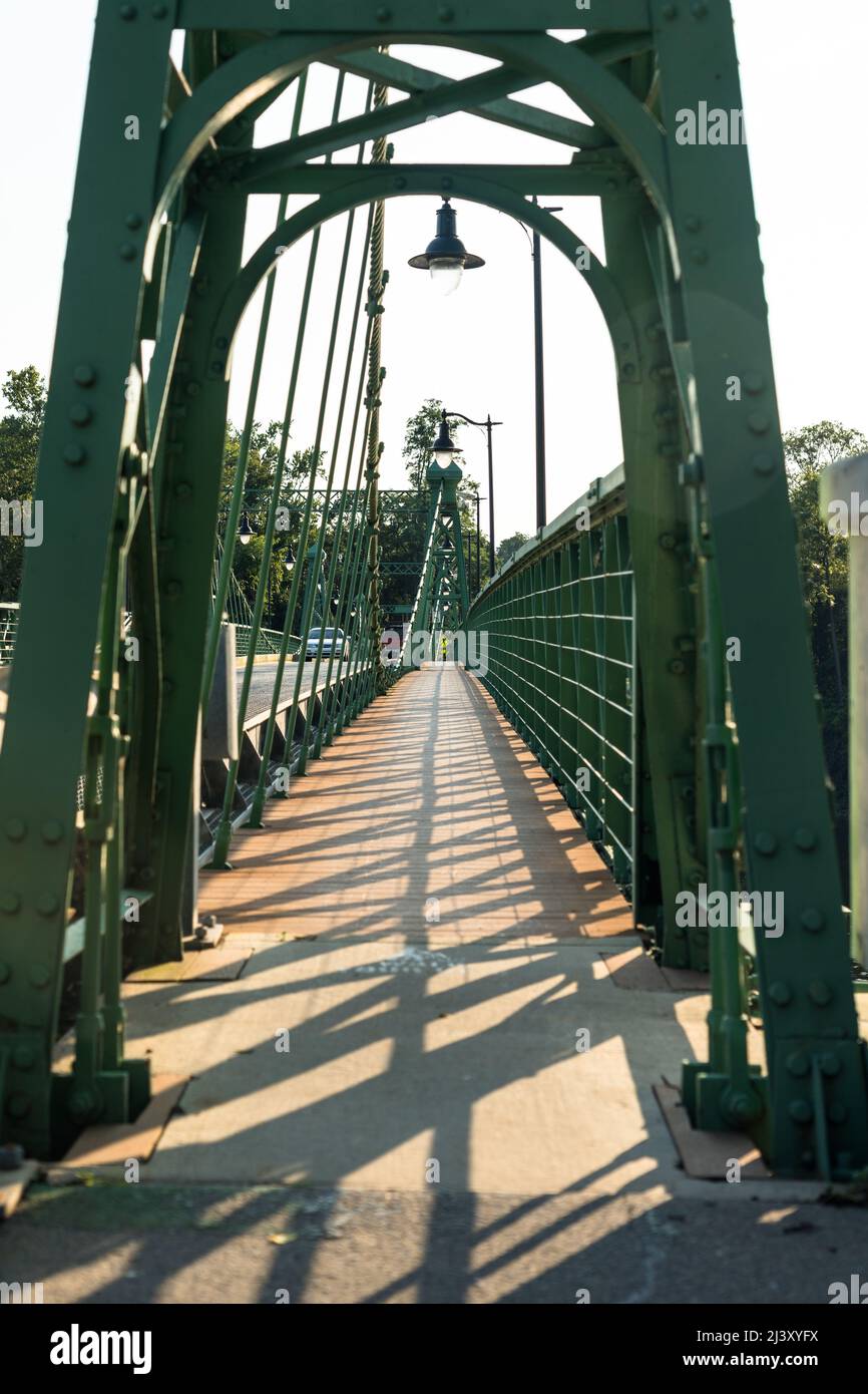 Delaware river pedestrian bridge hi-res stock photography and images ...