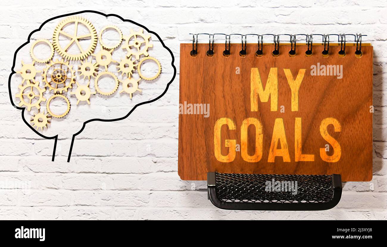 Memo goals hi-res stock photography and images - Alamy