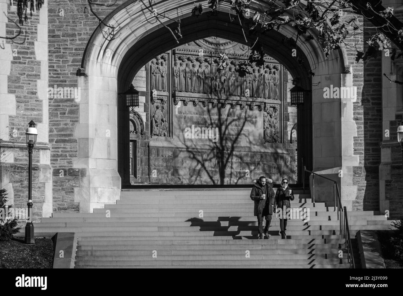 Gothic archways hi-res stock photography and images - Alamy