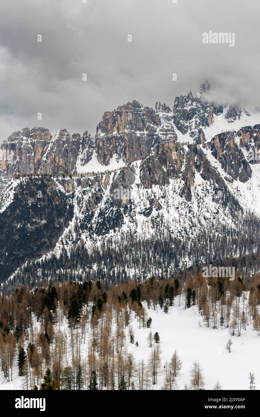 Croda da Lago, Veneto, Dolomites, Italian Alps Stock Photo - Alamy