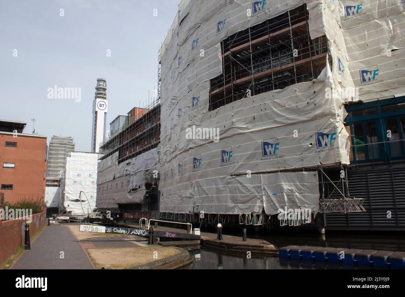 Canalside redevelopment hi-res stock photography and images - Alamy